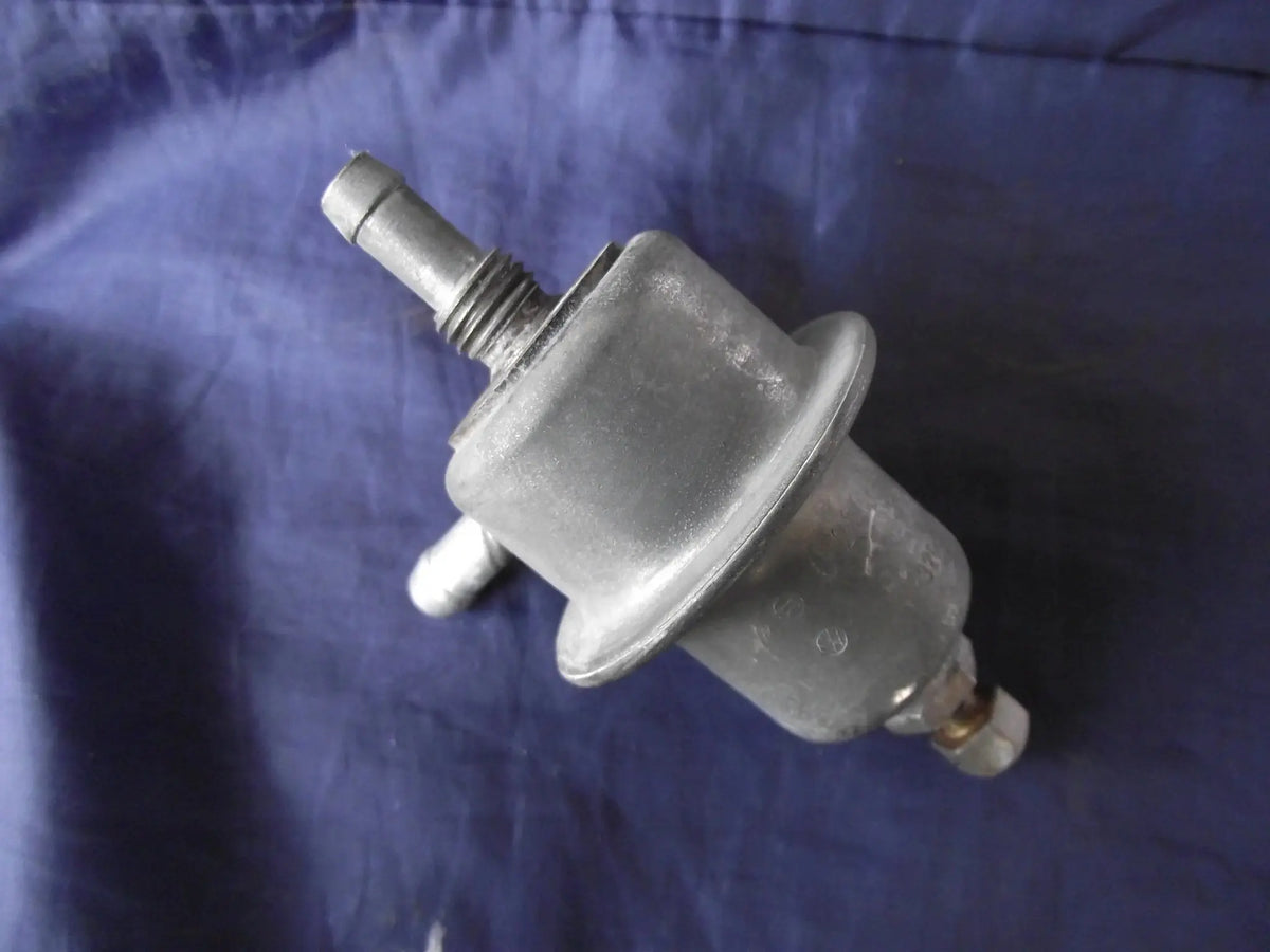Porsche Fuel Pressure Regulator BOSCH 0280160001 Fits 914 – Fuel ...