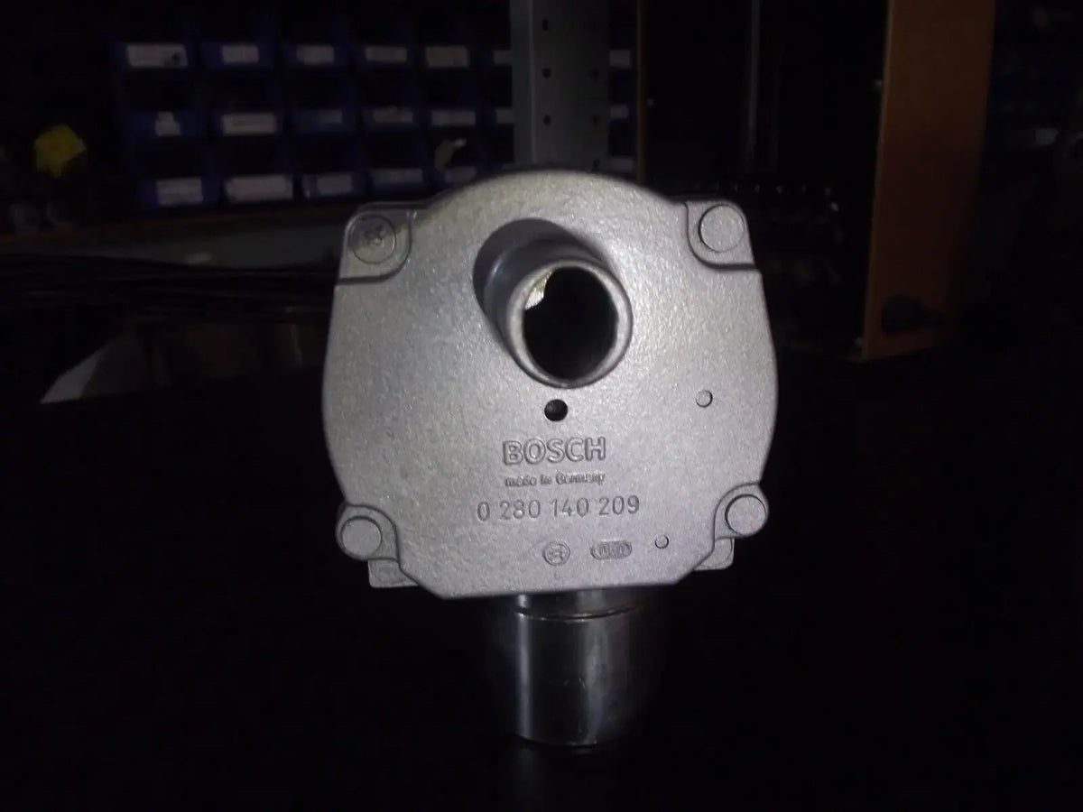Porsche/Rolls Royce Auxiliary Air Valve BOSCH 0280140209 – Fuel ...