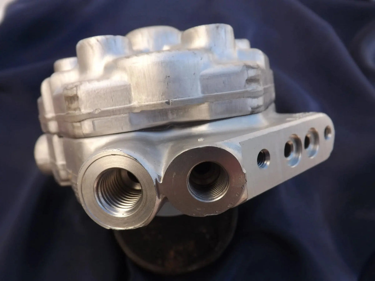 Mercedes REMAN Fuel Distributor BOSCH 0438101044 Fit 300 SL CE – Fuel ...