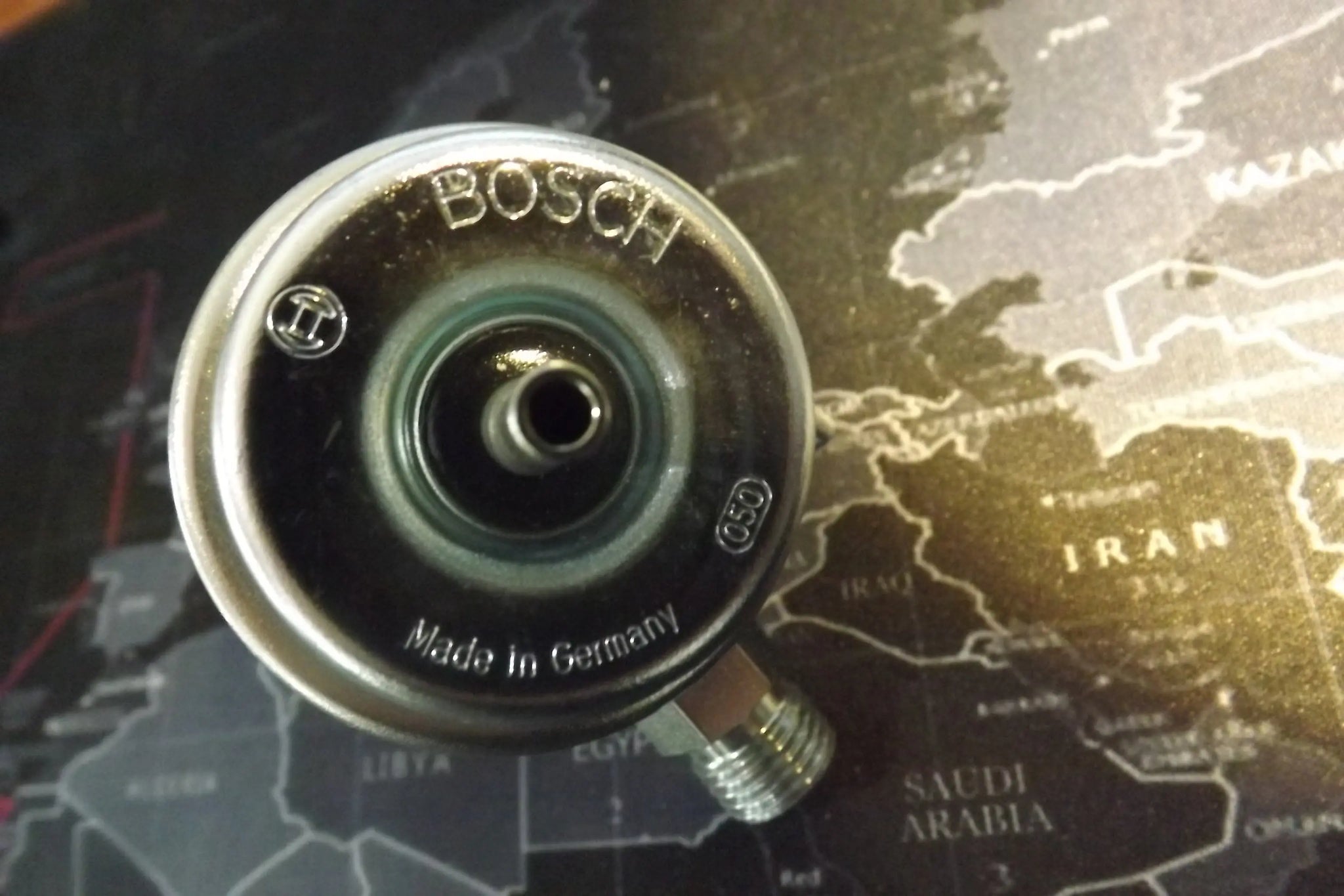 Ferrari NEW Fuel Pressure Regulator Ferrari 147281 - Fuel Injection ...