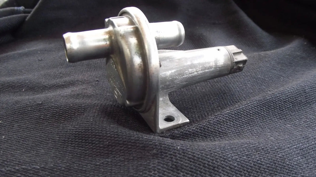Porsche Reman Auxiliary Air Valve BOSCH 0280140132 – Fuel Injection ...